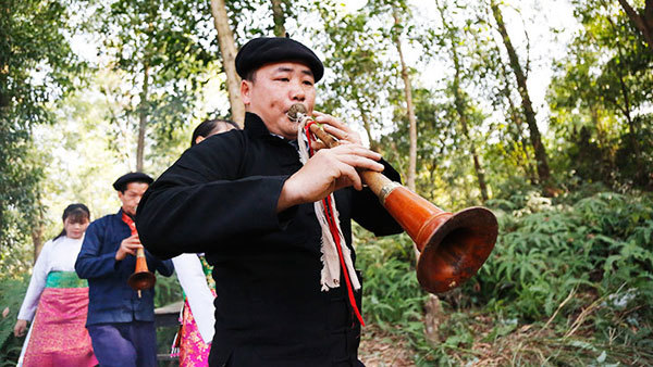 Forest God worshipping ceremony of H’Mong people » Vietnam News ...