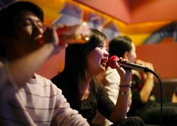 Da Nang to fine up to 43 5 those causing loud karaoke noise pollution ...