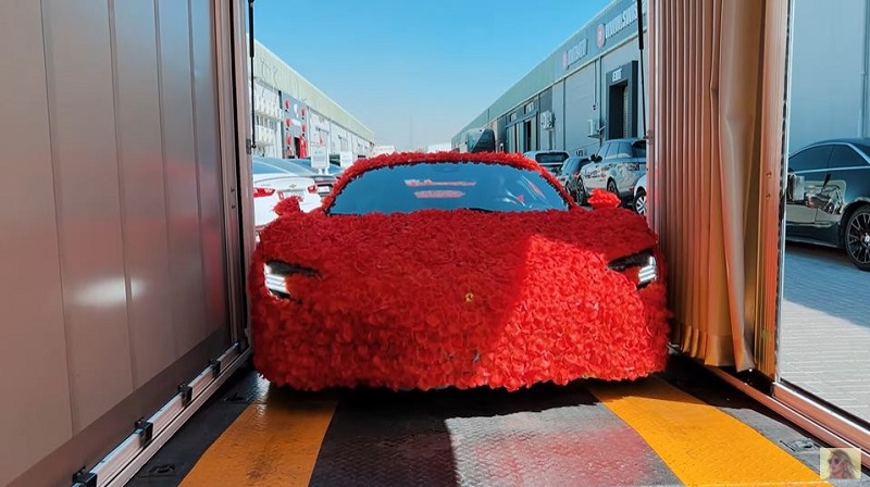 Ferrari SF90 Stradale stands out with a brand new shirt with 1,000 ...