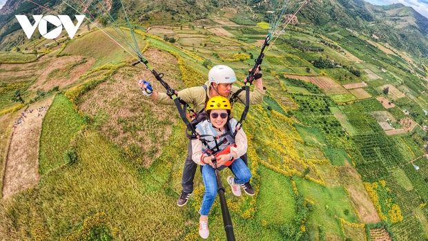 Experience flying over the crater of the Chu Dang Ya volcano » Vietnam ...