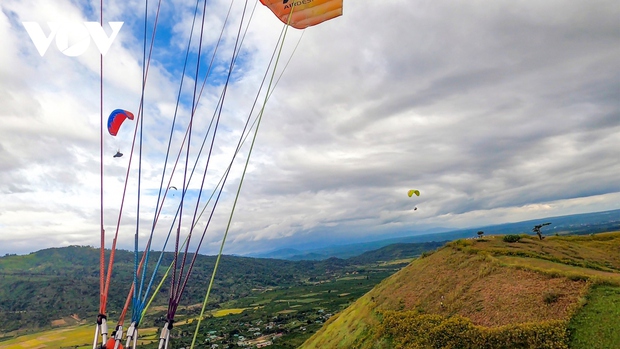 Experience flying over the crater of the Chu Dang Ya volcano » Vietnam ...