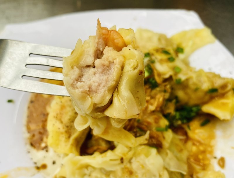 Experience Chinese cuisine in the largest dumpling street in Saigon ...