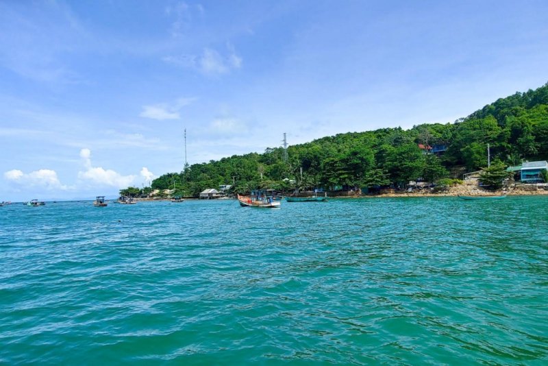 Exploring the wild beauty of Pirate Islands » Vietnam News - Latest ...