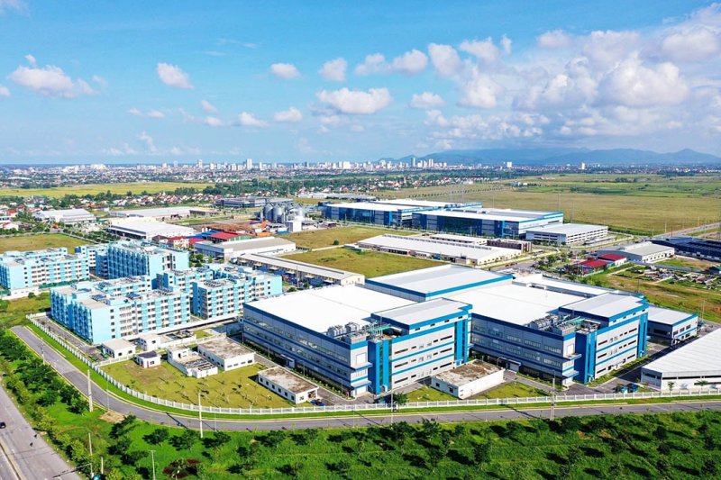 Becamex IDC, Sembcorp clinch deal to develop sustainable IPs in Vietnam ...