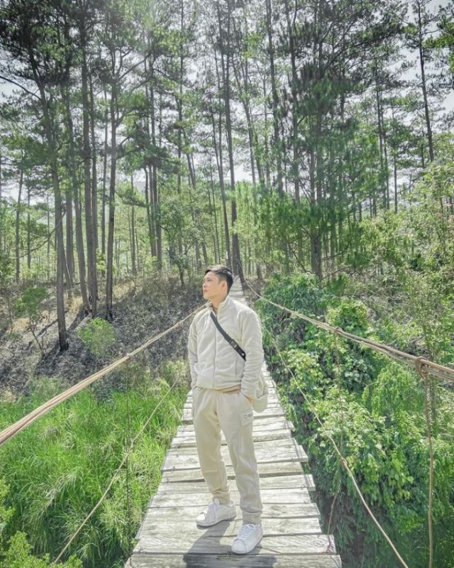 Conquering the super chill La Ba suspension bridge in Da Lat, check-in ...
