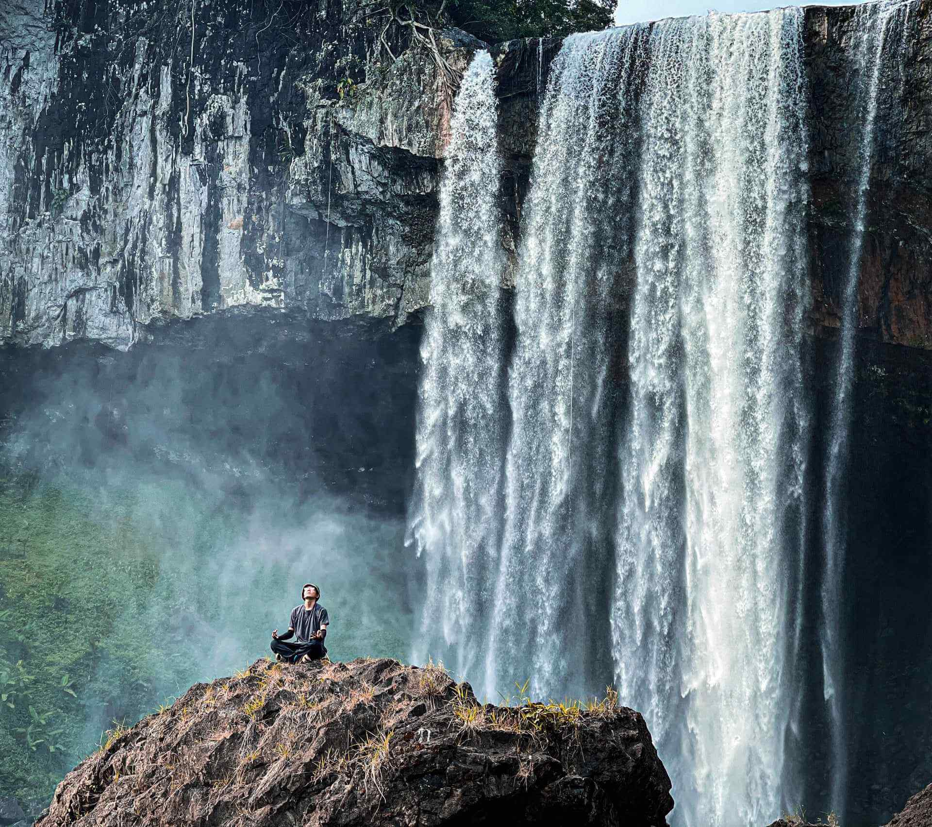 Camping schedule Hang En waterfall (K50) 2 days 1 night - The majestic ...